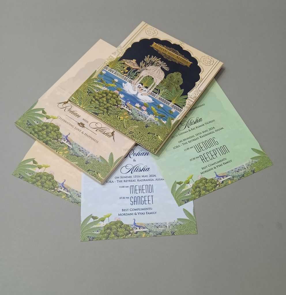 Royal & Exclusive Traditional Design Hardbound Wedding Invitation Card ...